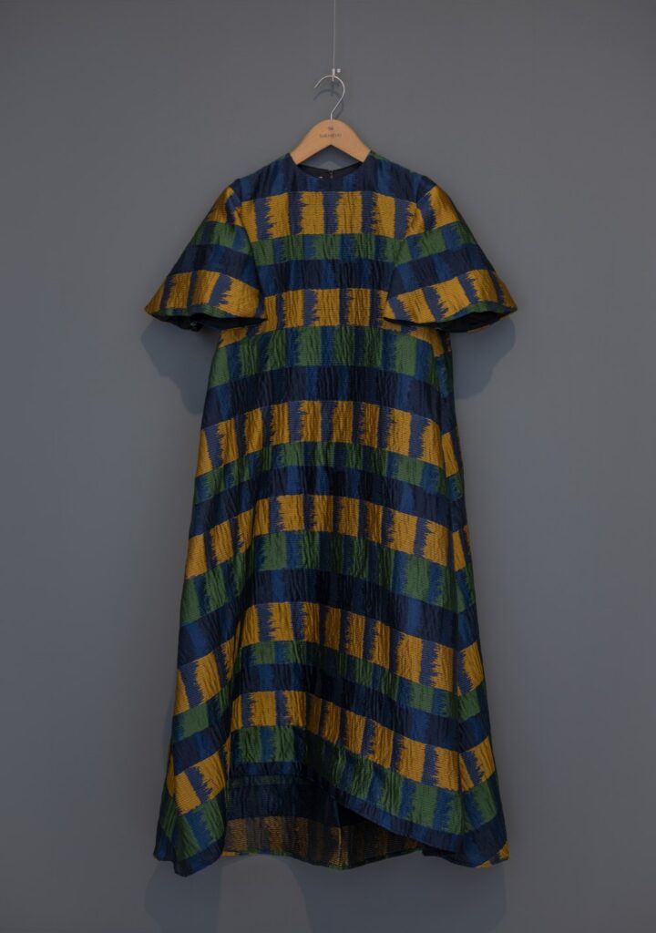 Brocade maxi dress with wide sleeves – Sara Melki